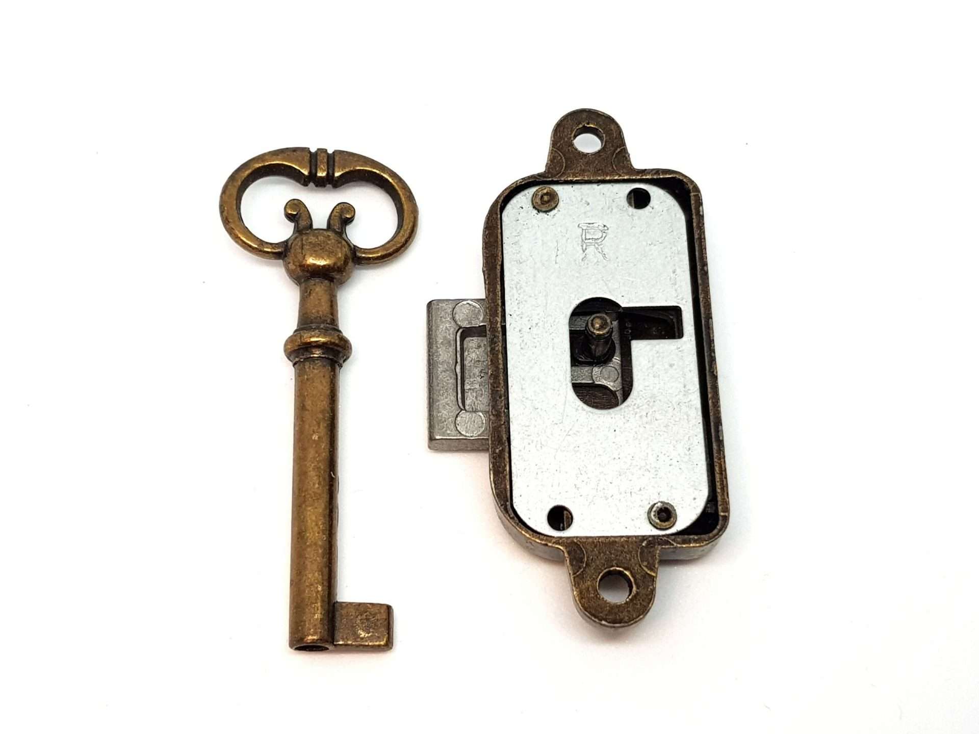 Kastslot 15 mm - lage verzendkosten, uit voorraad leverbaar